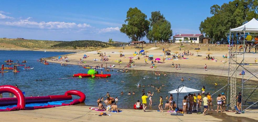 La Playa de Peloche consigue la distinción internacional de Bandera ...